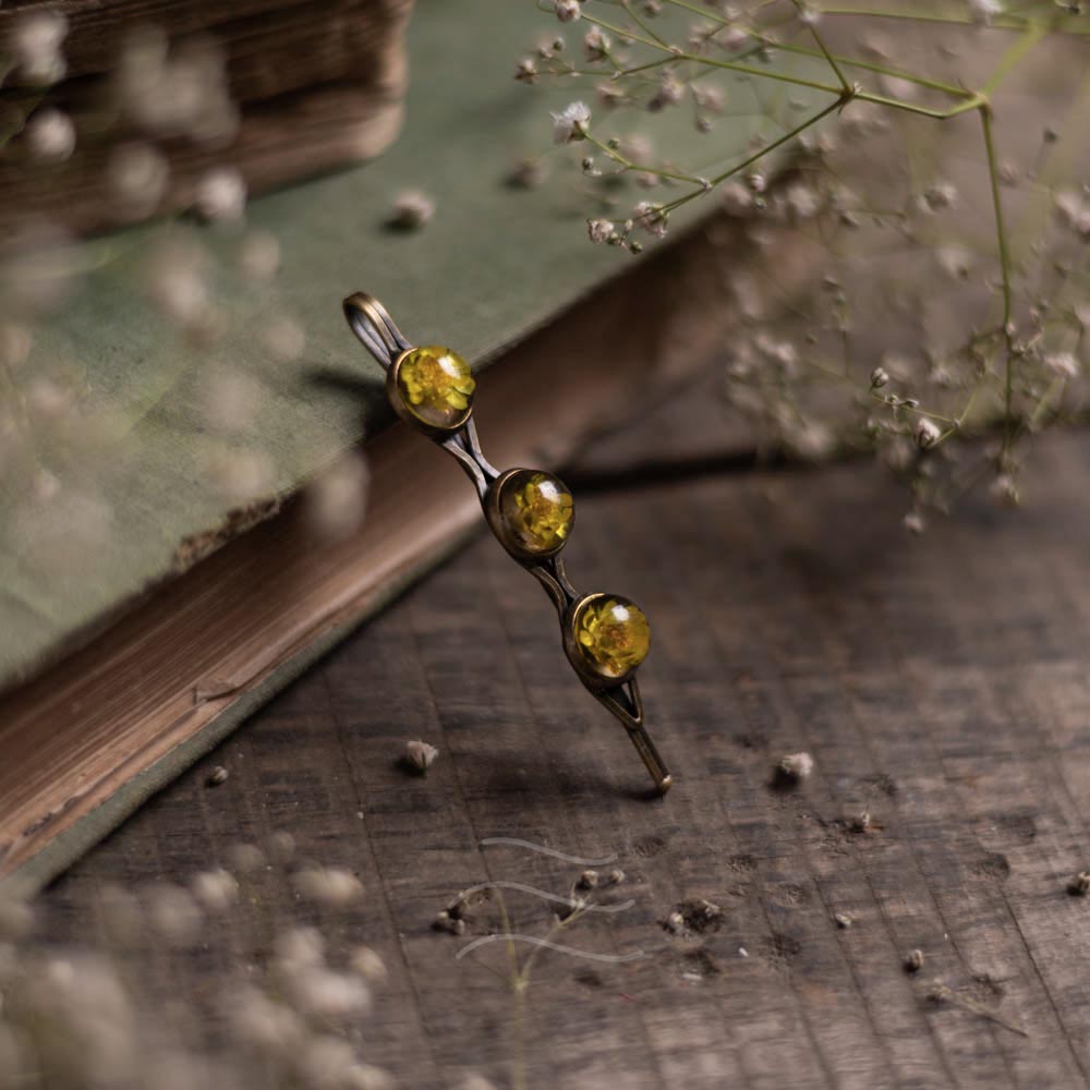 Petal Pin-ups – Leafy Affair